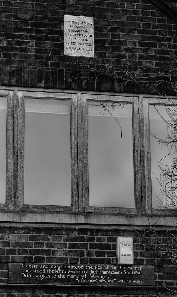 1816: The world's first electric telegraph - Macfilos