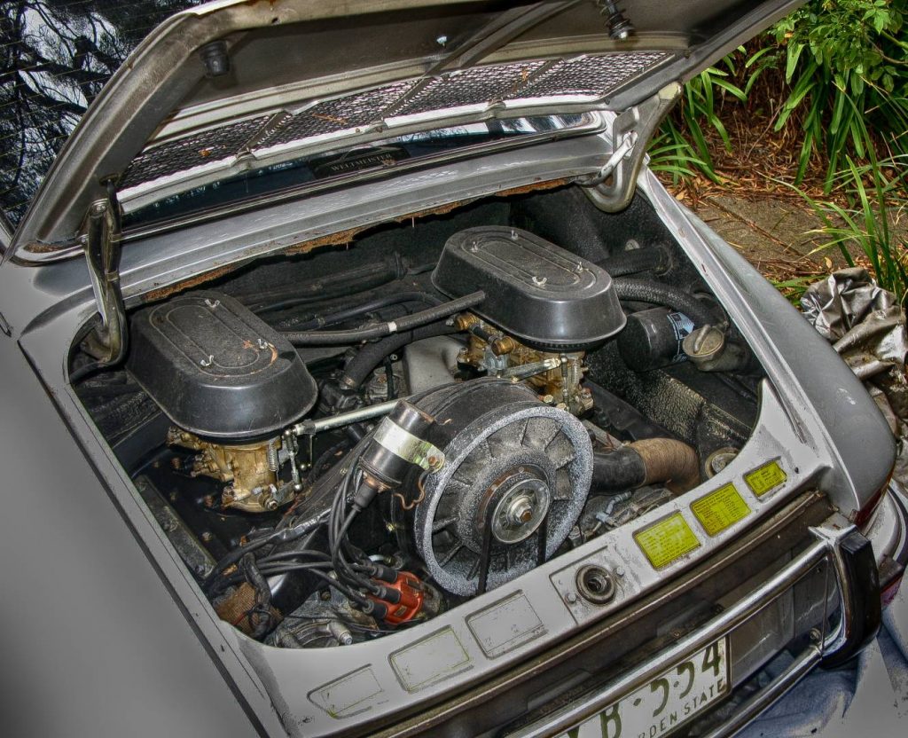 1971 Porsche 911: The sleeping beauty in a Melbourne garden - Macfilos