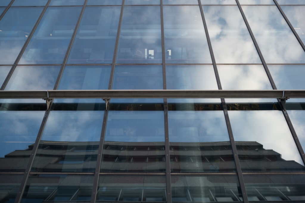 Konica M-Hexanon 28, 90, 21-35 lenses: One of them is a real gem