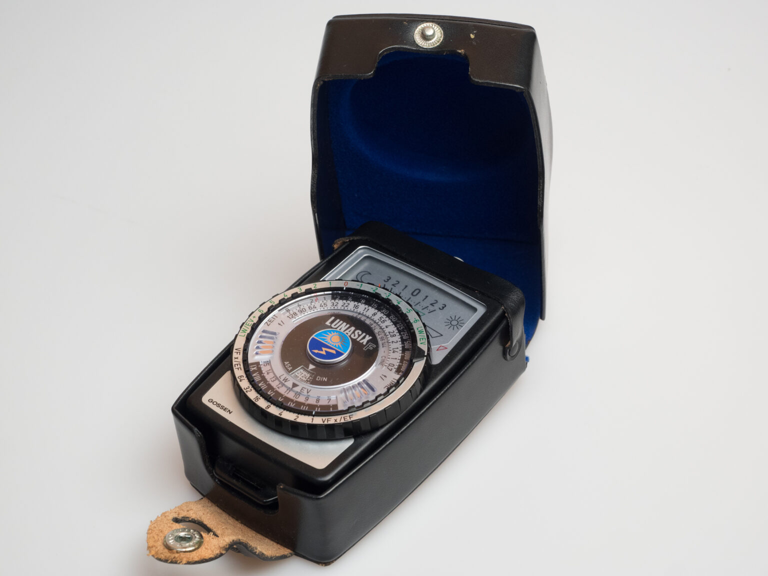 Gossen, Sekonic, vintage, high-tech: review of five hand-held light meters