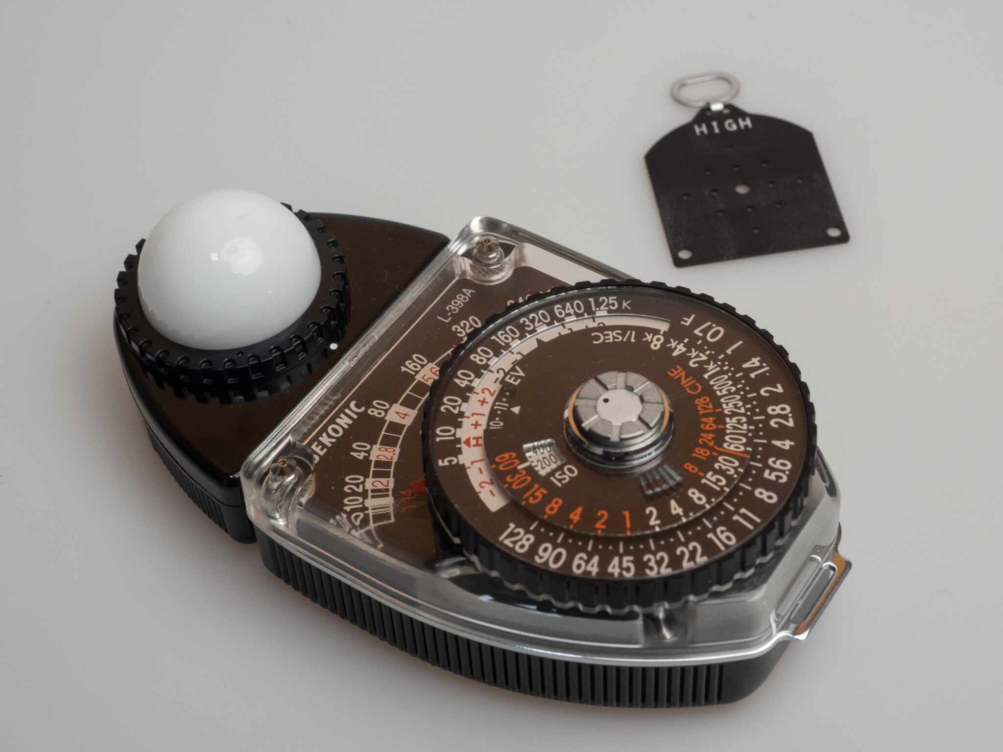 Gossen, Sekonic, vintage, high-tech: review of five hand-held light meters