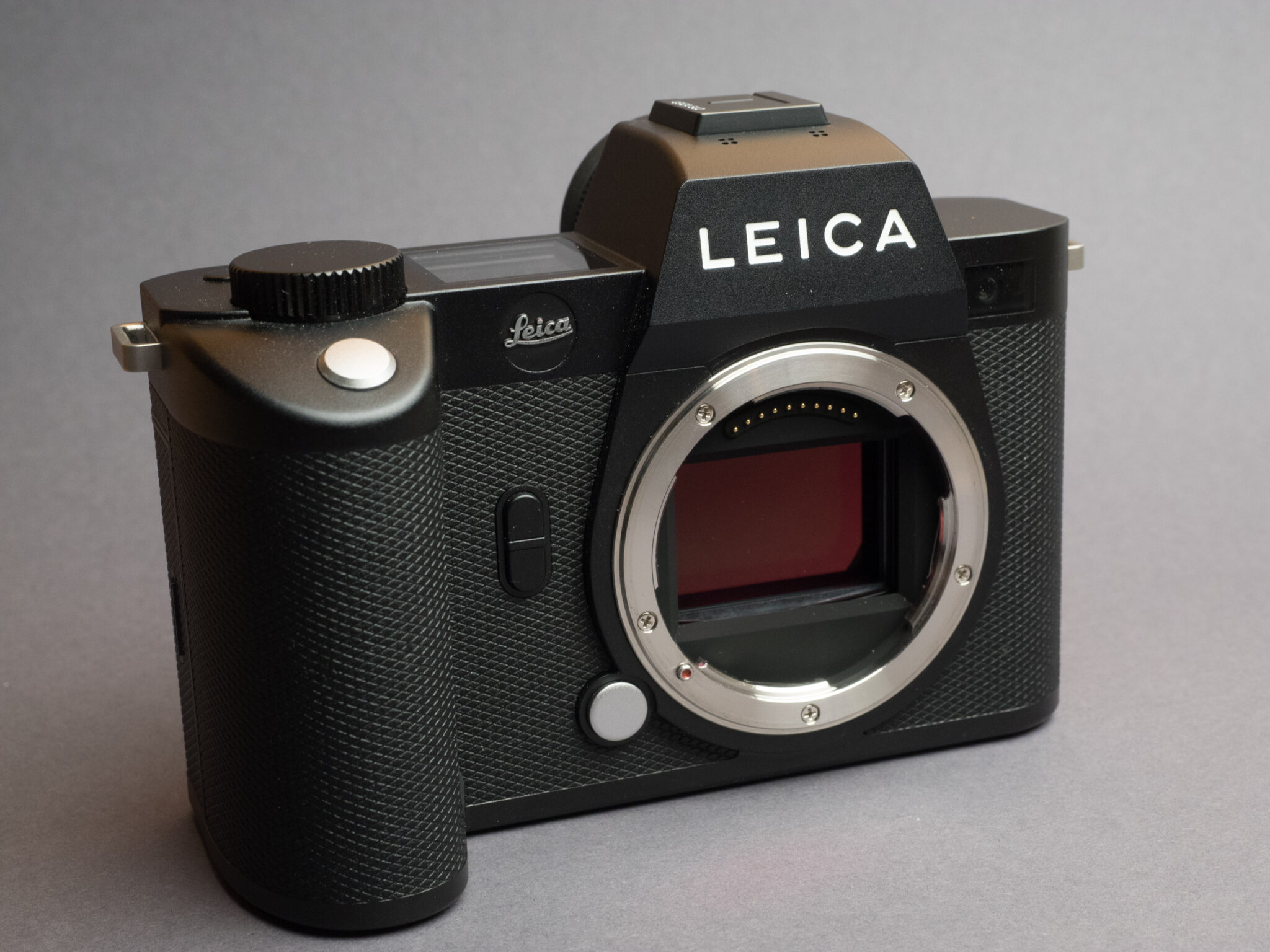 After Leica APS-C exit - 3 cameras for Sigma or Leica lens owners