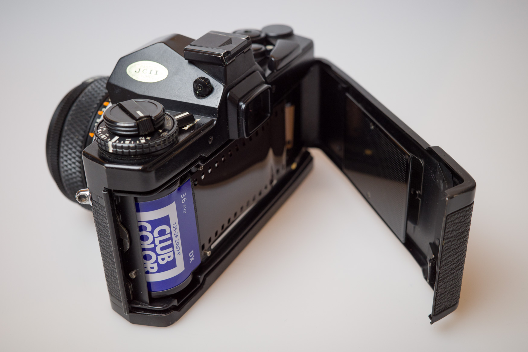 Club Color 200 negative film, 22 years after expiry: the mystery roll