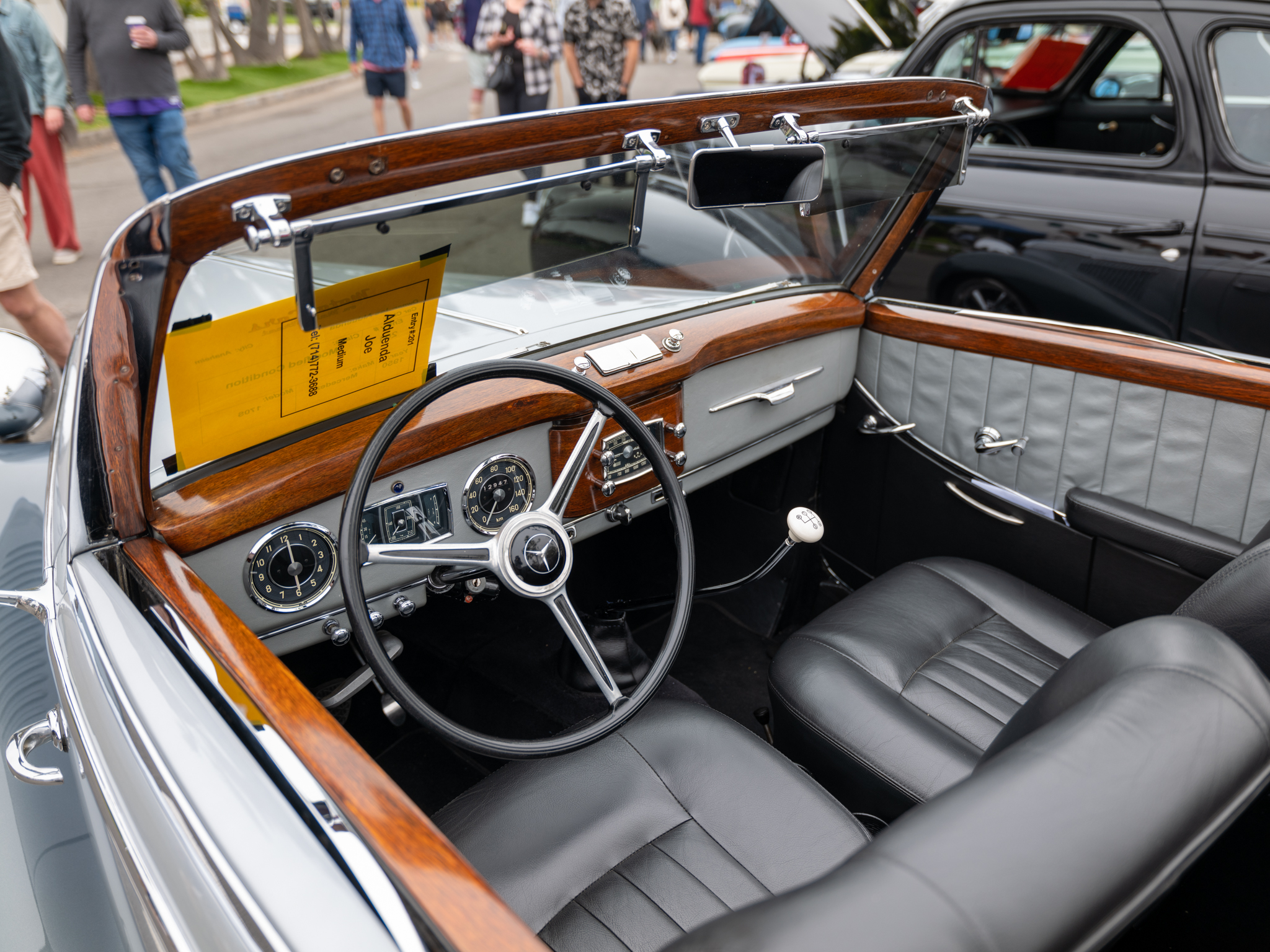 Vintage cars: A view of American motoring through a Leica lens