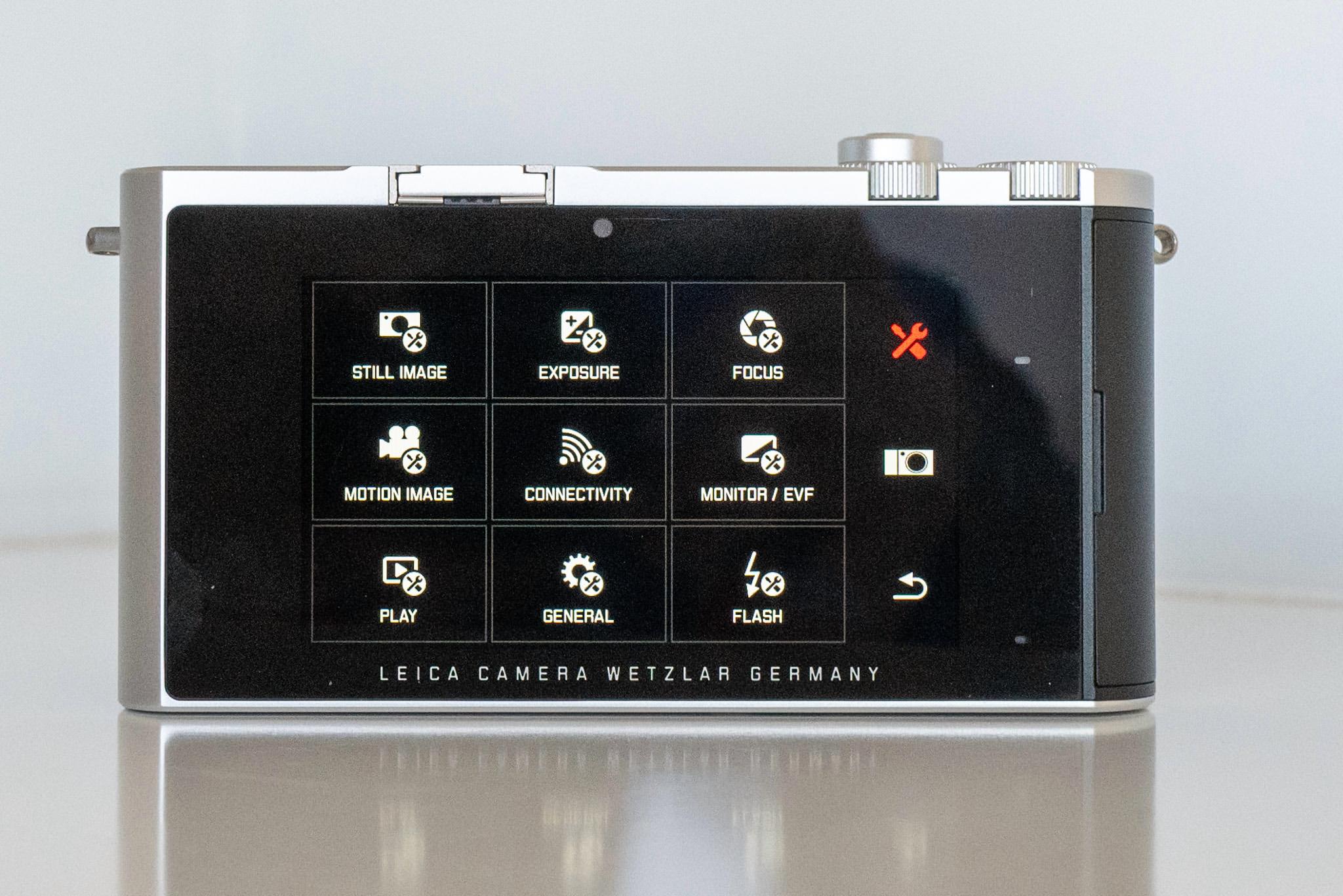 Two-body kit: identical lenses on full-frame and APS-C cameras