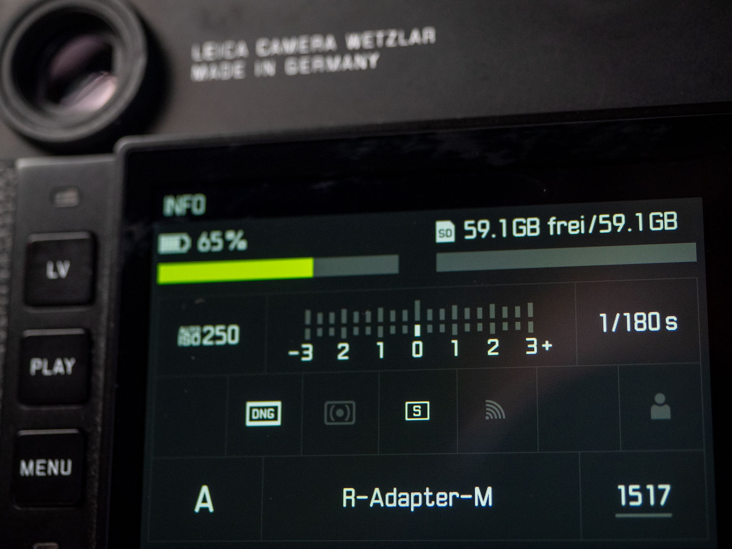 Third-party lenses for Leica on steroids with 6-bit-coding and EXIF ...